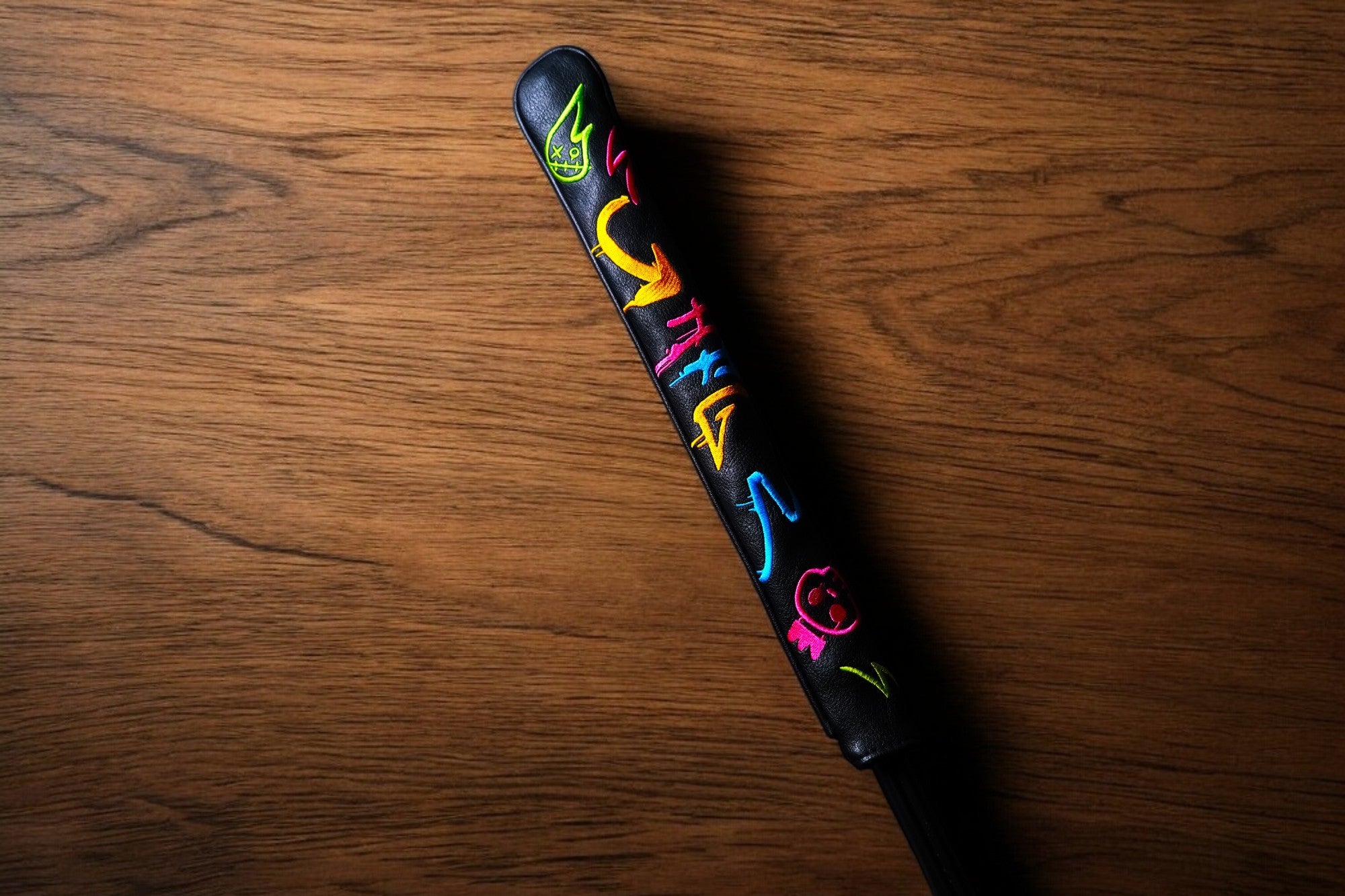 HFL Graffiti Alignment Stick Cover – Hell For Leather Golf